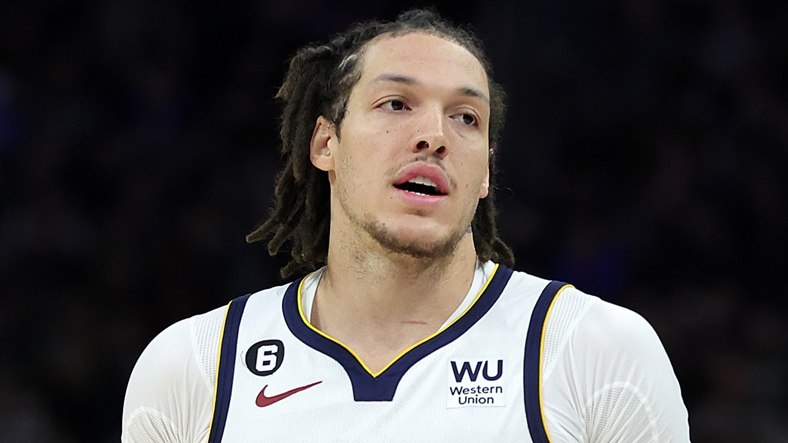 Aaron Gordon Got Diamond Pendant Of Dunk On Landry Shamet