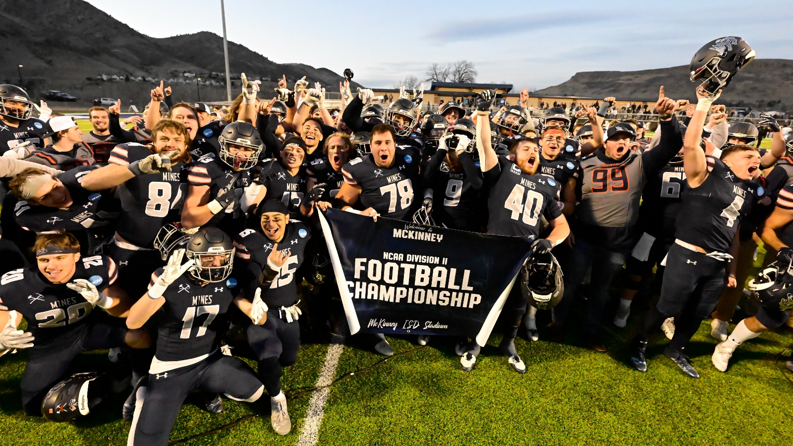 Colorado School Of Mines Goes Viral With Wacky Team Photos