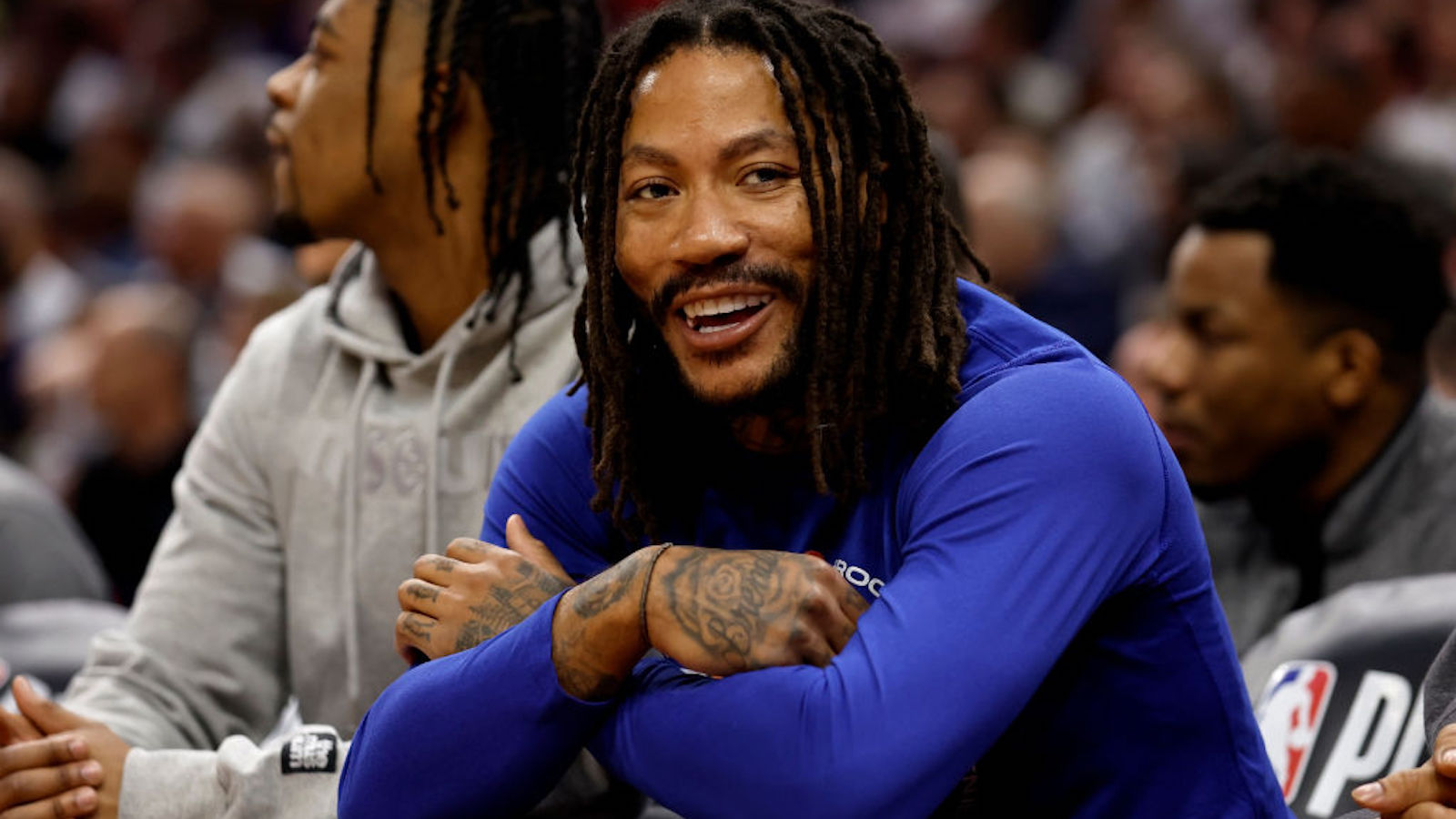 Derrick Rose Goes Viral For Playing Chess At Drake Concert