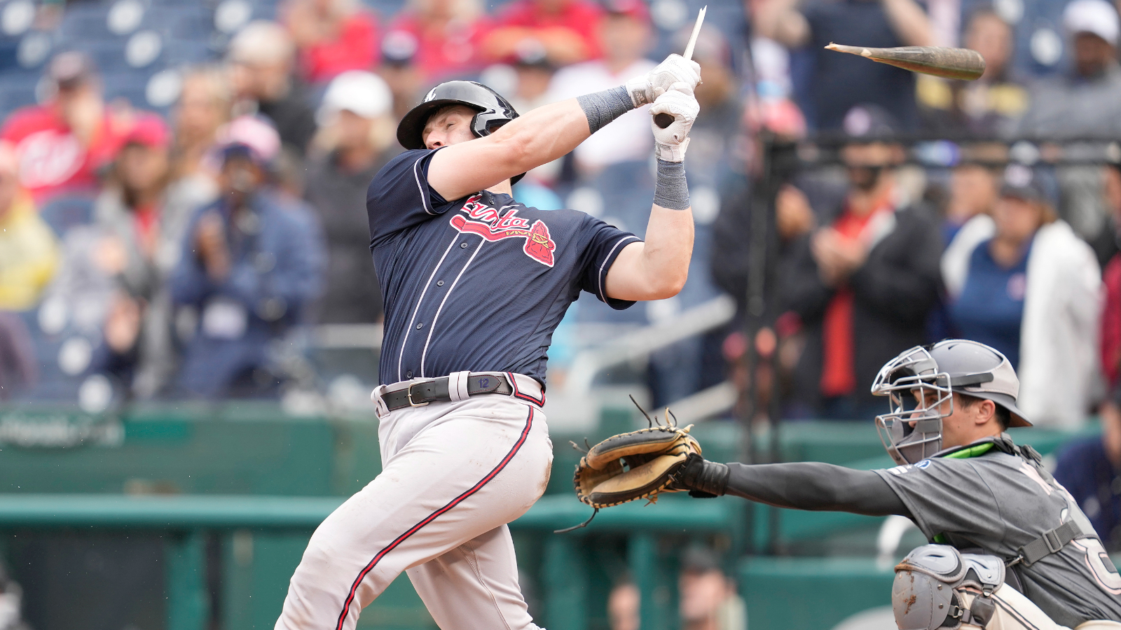 Sean Murphy Flexes Muscles By Blasting Broken Bat Home Run