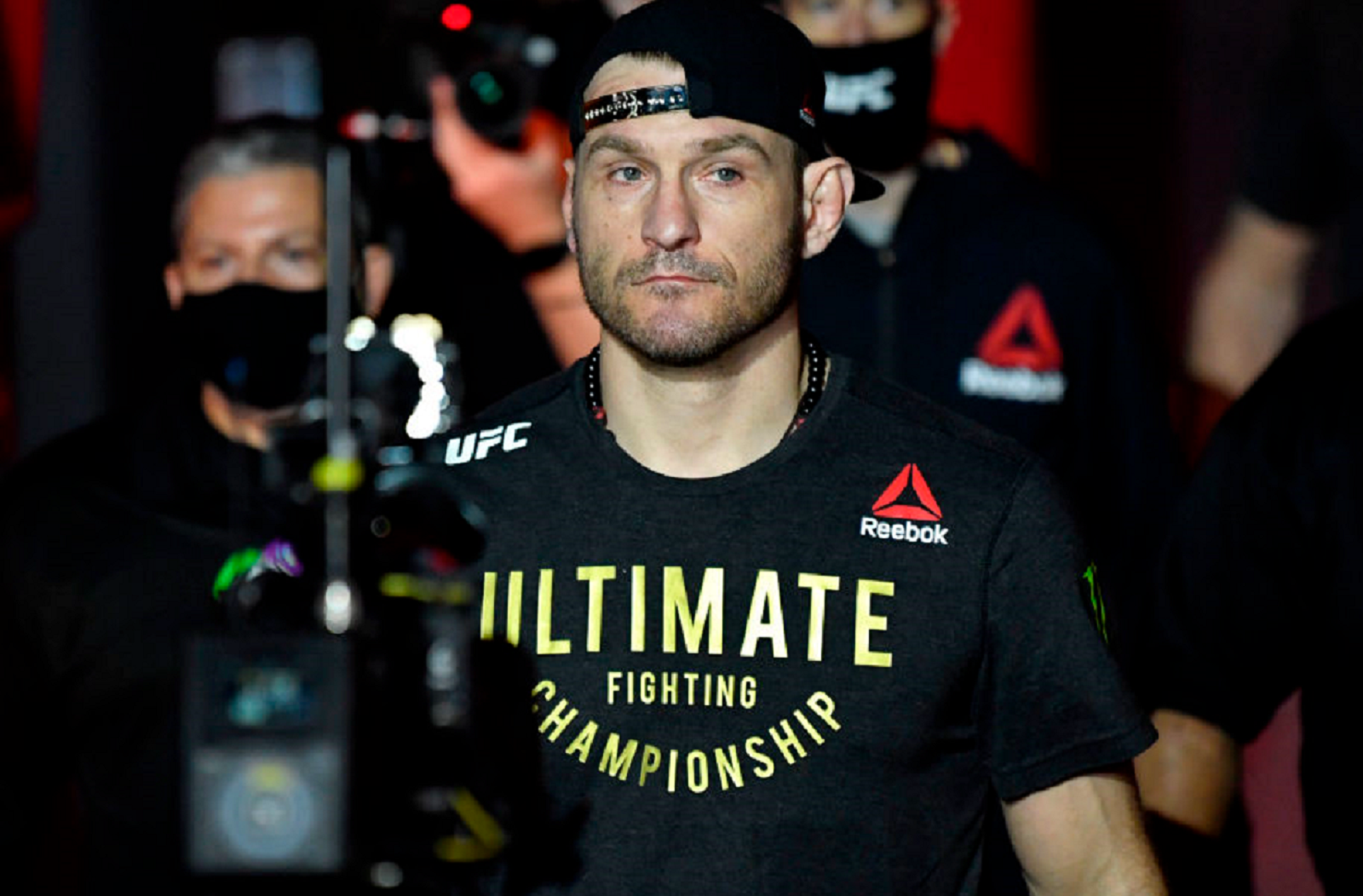 Stipe Miocic Sends Warning To Jon Jones About His KO Power 'I Hit A Lot ...