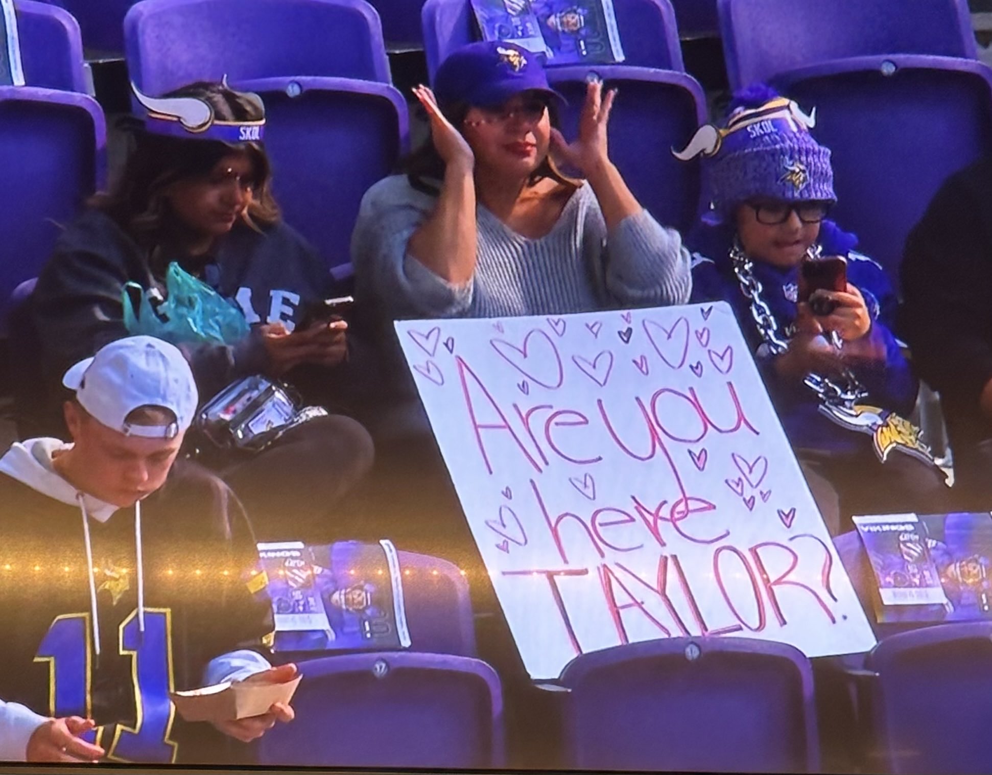 Taylor Swift's Minnesota Accent Goes Viral As Kelce Plays Vikings