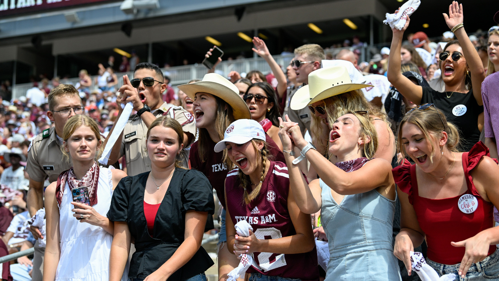 Texas A&M Shares Hilarious Police Log For Game Vs. Alabama
