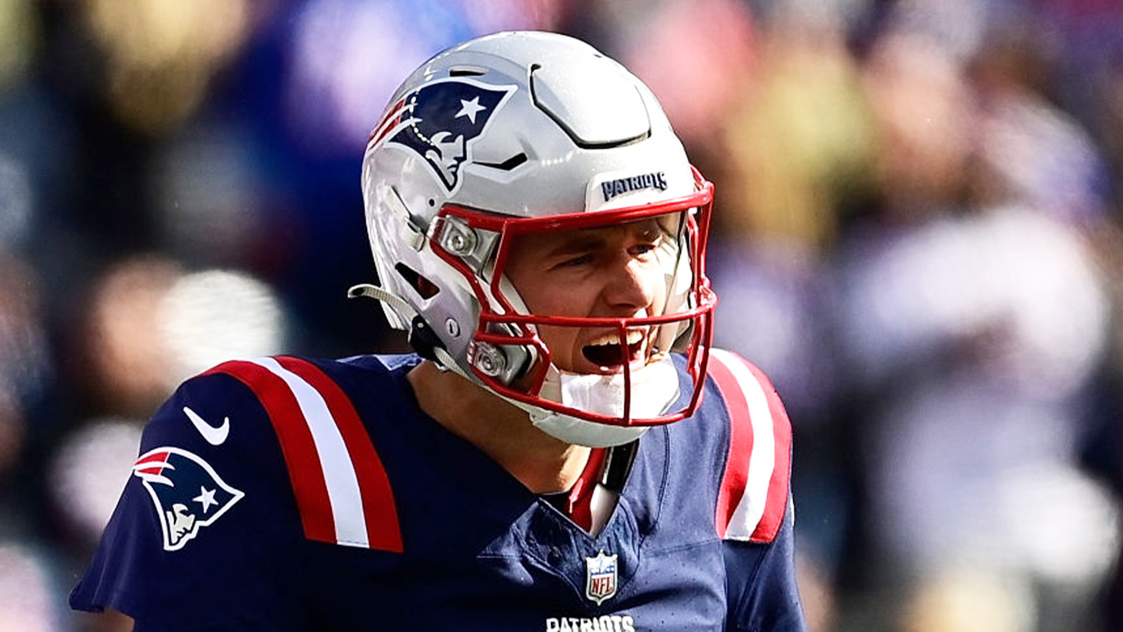 Mac Jones Freaks Out On Wide Receiver After Incompletion Fail