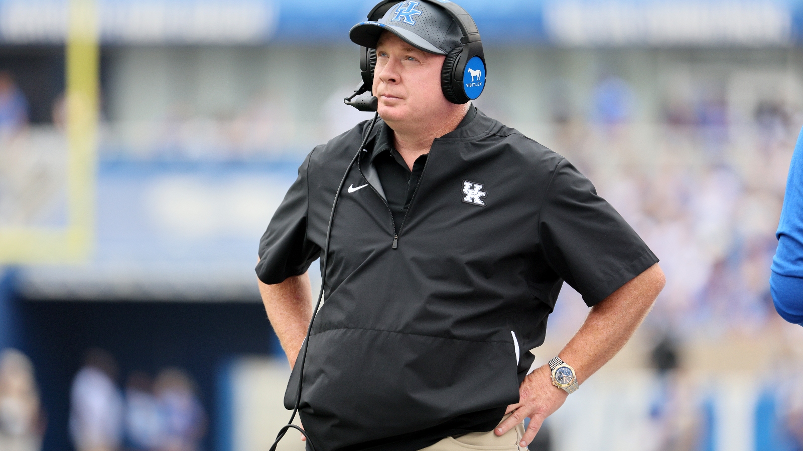 Mark Stoops Throws Quarterback Under The Bus After UGA Loss