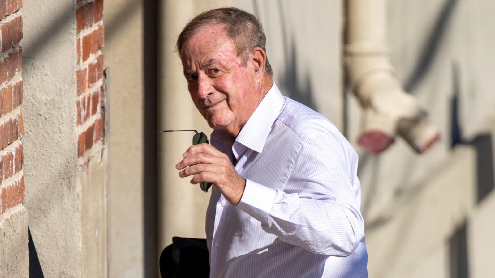 Al Michaels On Difficulty Of Dealing With Taylor Swift At Games