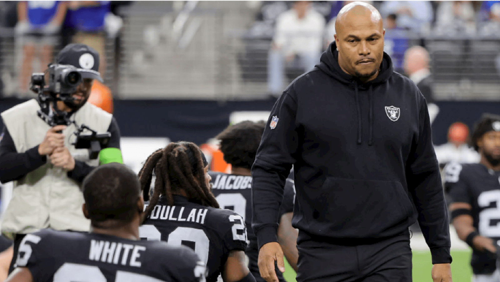 Antonio Pierce Reveals Awesome Reason Why Raiders Practice Squad Players Are Allowed On The ...