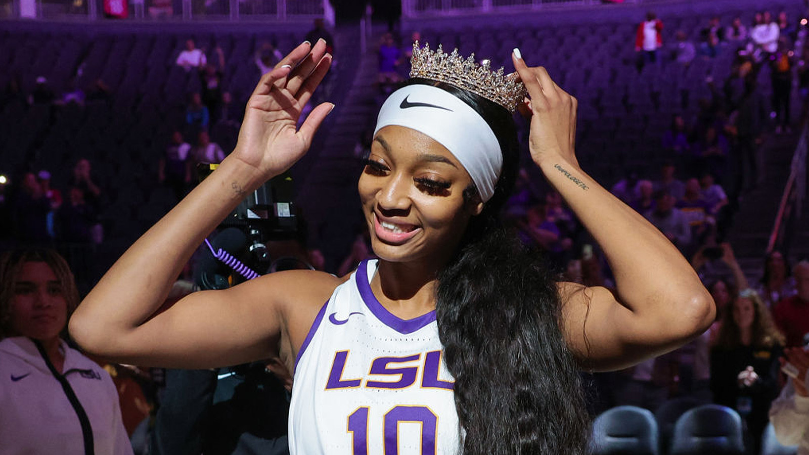Angel Reese Benched Over Bad Attitude Amid Major Drama At LSU