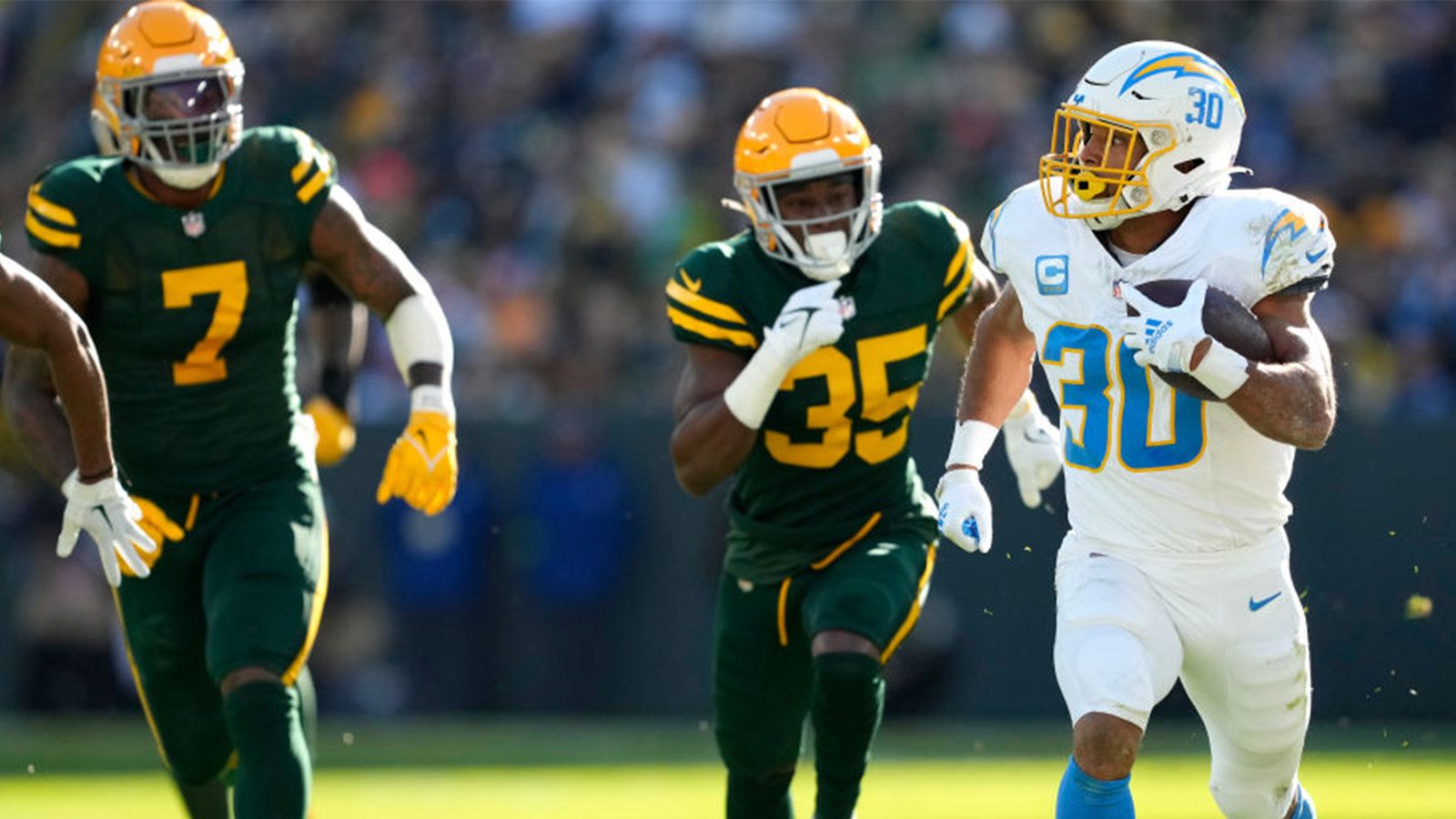 Austin Ekeler Looks Slower Than Molasses During Ugly Viral Run