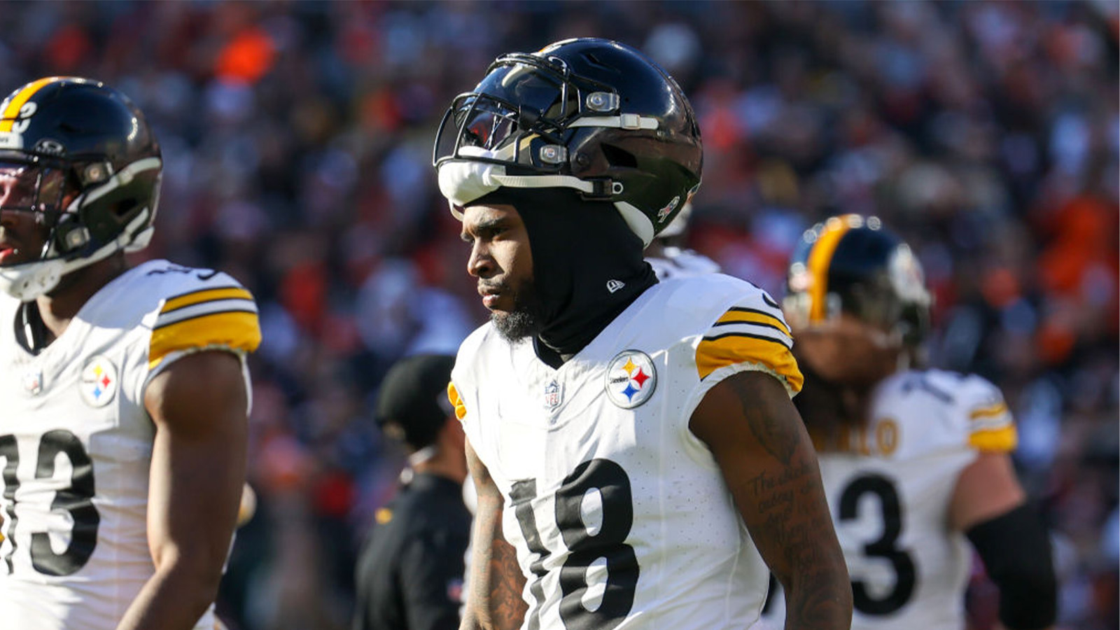 Steelers WR Shows Embarrassing Lack Of Effort On Easy Fumble