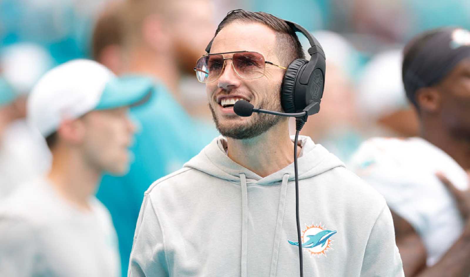 Mike McDaniel Stole A Girl From One Of His Players With Ruthless Move ...