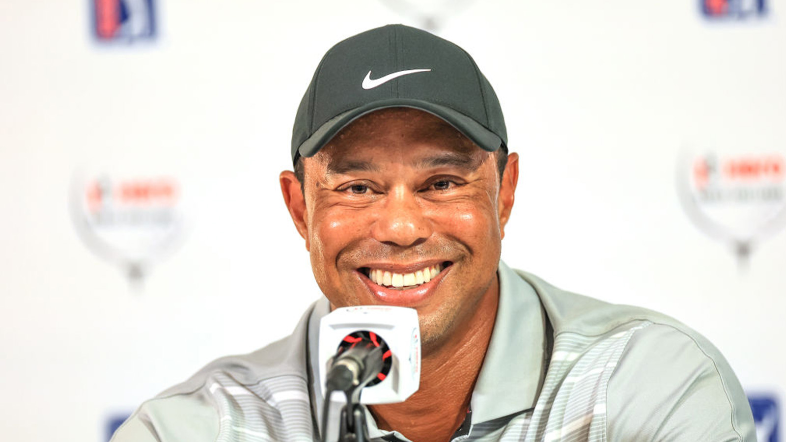 Jacked Tiger Woods Looks Like The Hulk At Hero World Challenge