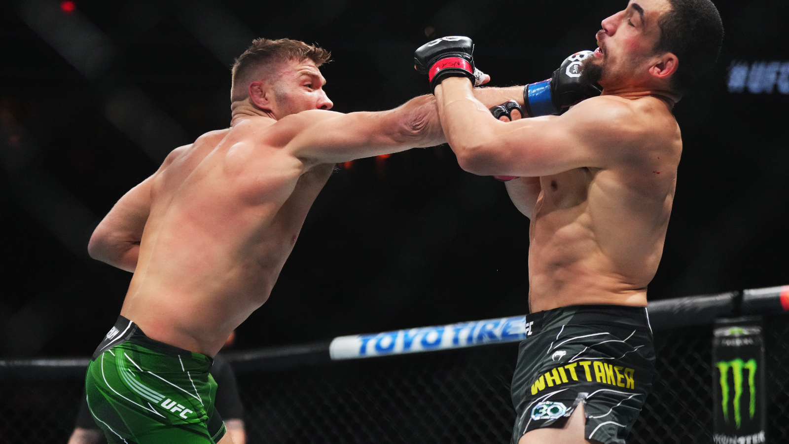 Ex-UFC Champ Robert Whittaker Calls Strickland-Du Plessis Fight Staged