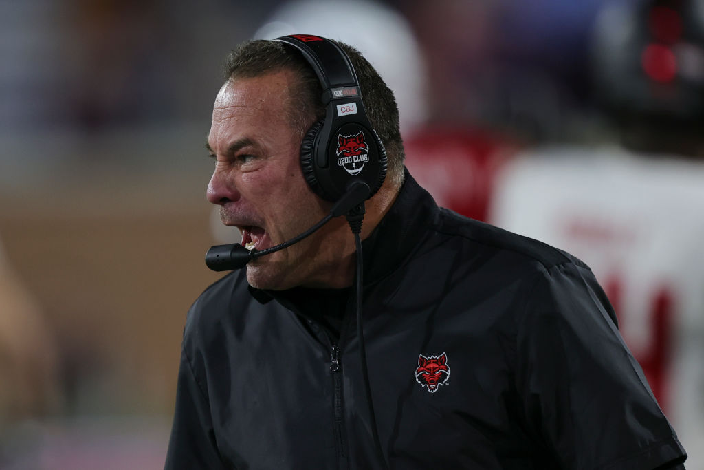 Irate Butch Jones Turns Tomato Red During Tirade Against Referee