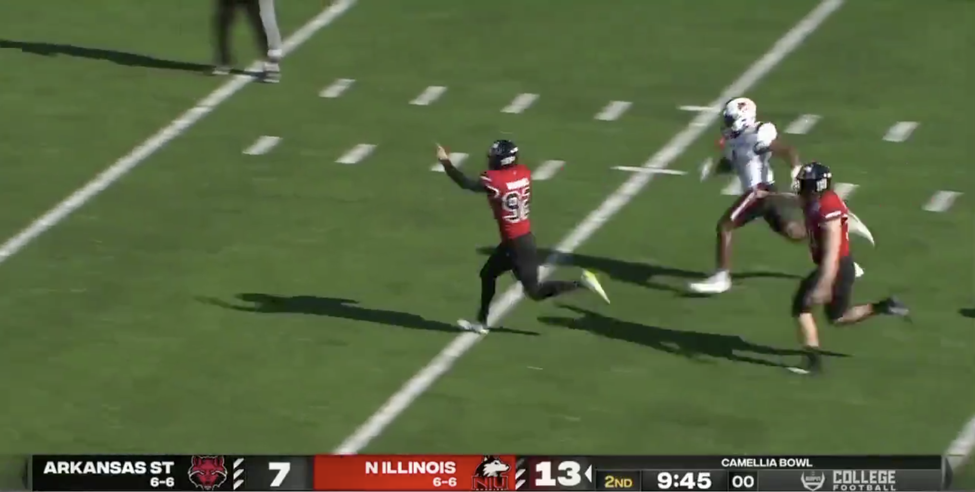 Irate Butch Jones Turns Tomato Red During Tirade Against Referee