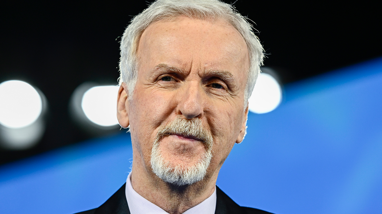 'SNL' Sketch Made James Cameron Reconsider 'Avatar' Font