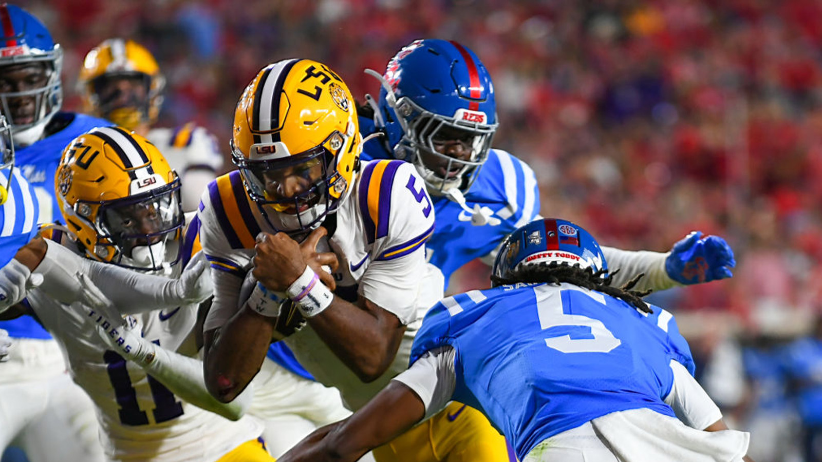 LSU Neglects Key Loss While Helping Lane Kiffin Troll Tennessee
