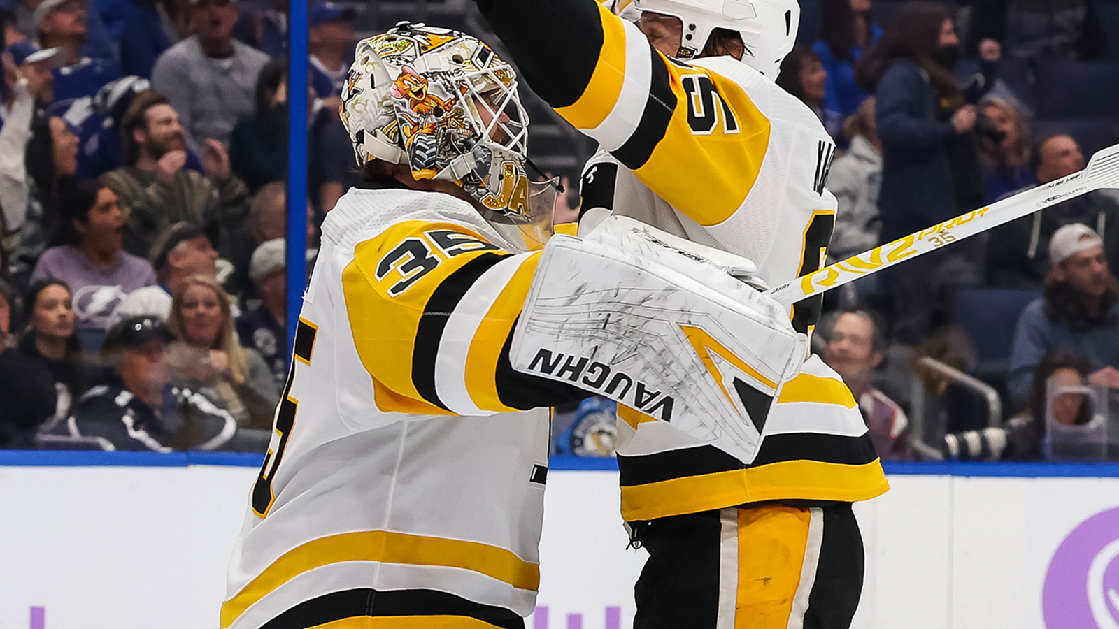 Tristan Jarry Scores Incredibly Rare Goalie Goal
