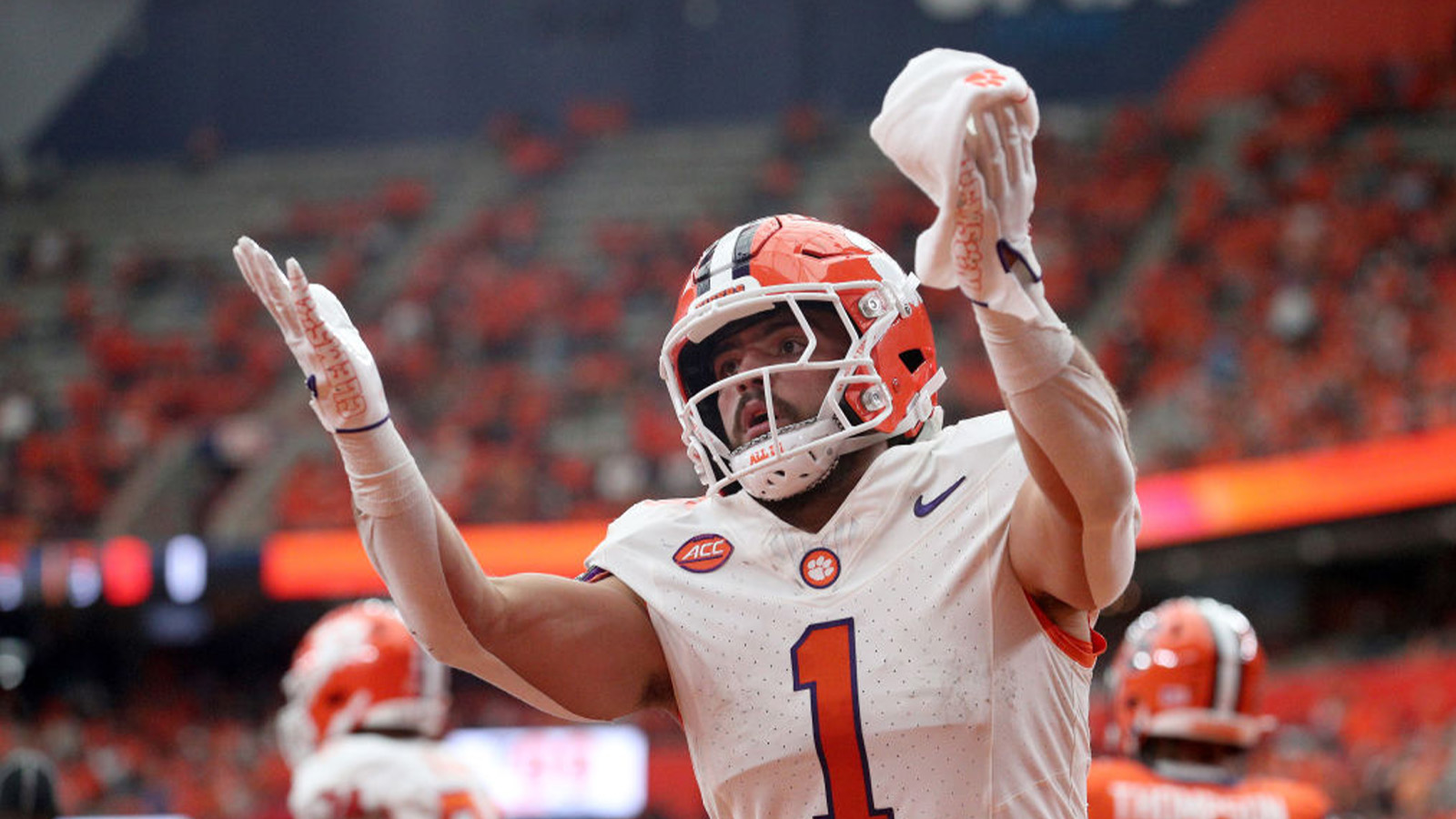 Clemson RB Shoves Teammate While Yelling At Referees In Anger