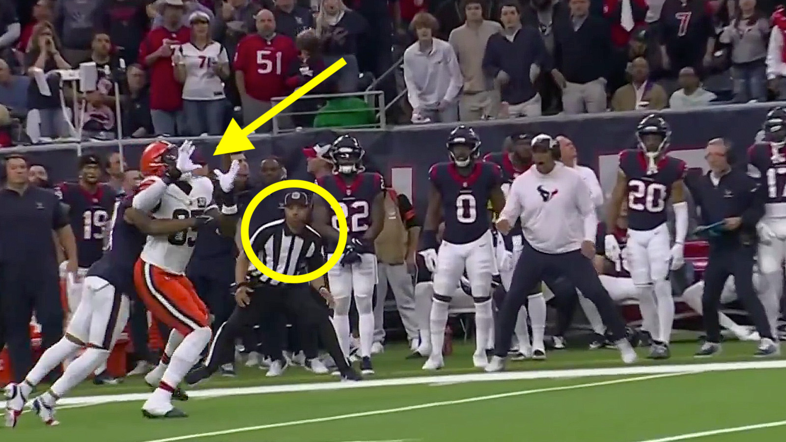 NFL Refs Embarrass Themselves With Egregious Missed Penalties