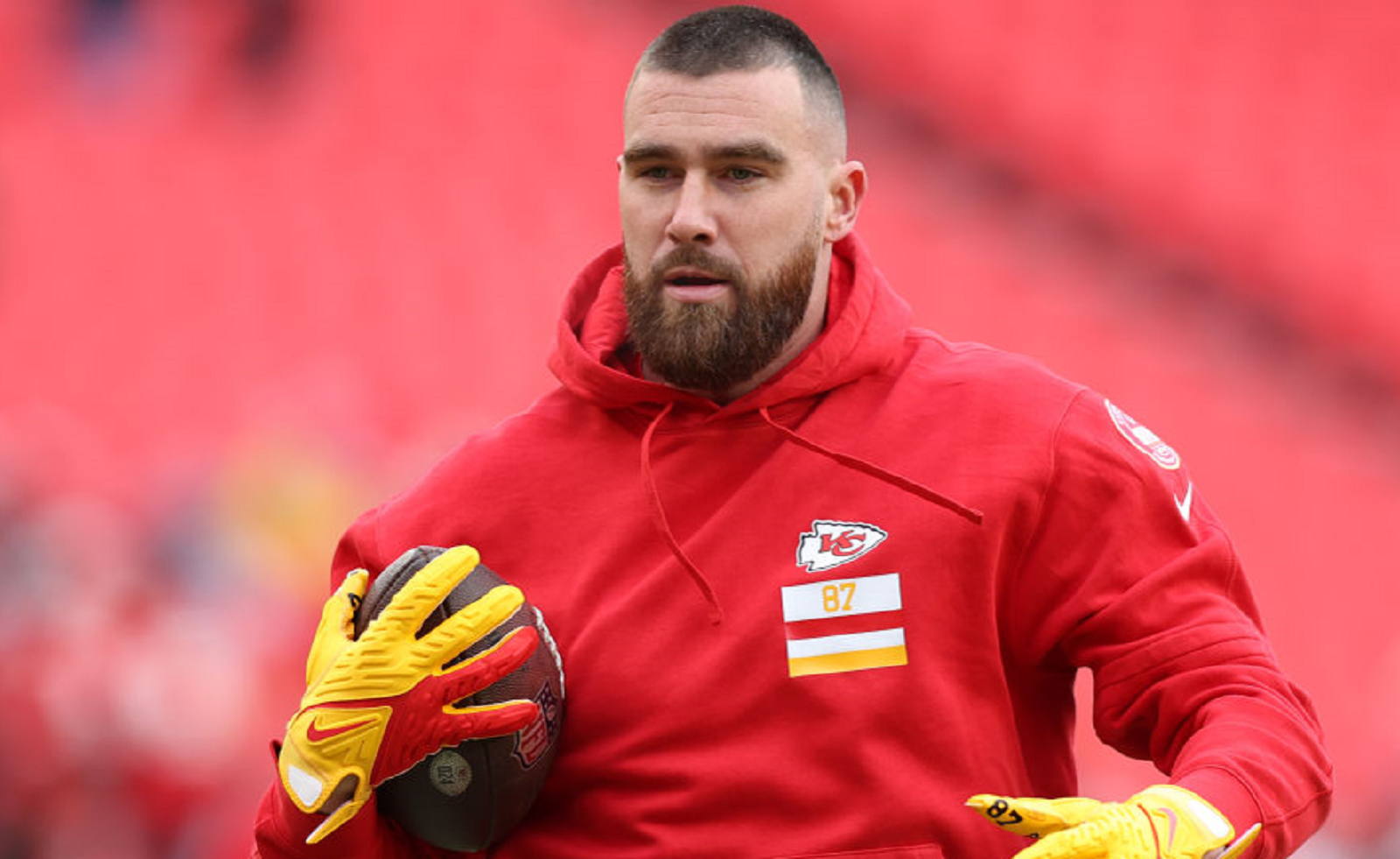 Travis Kelce's Managers Worried Fans Are Getting Sick Of Him Due To ...