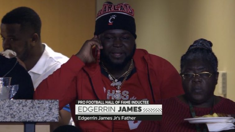 ESPN Grossly Misidentifies NFL Legend At College Hoops Game