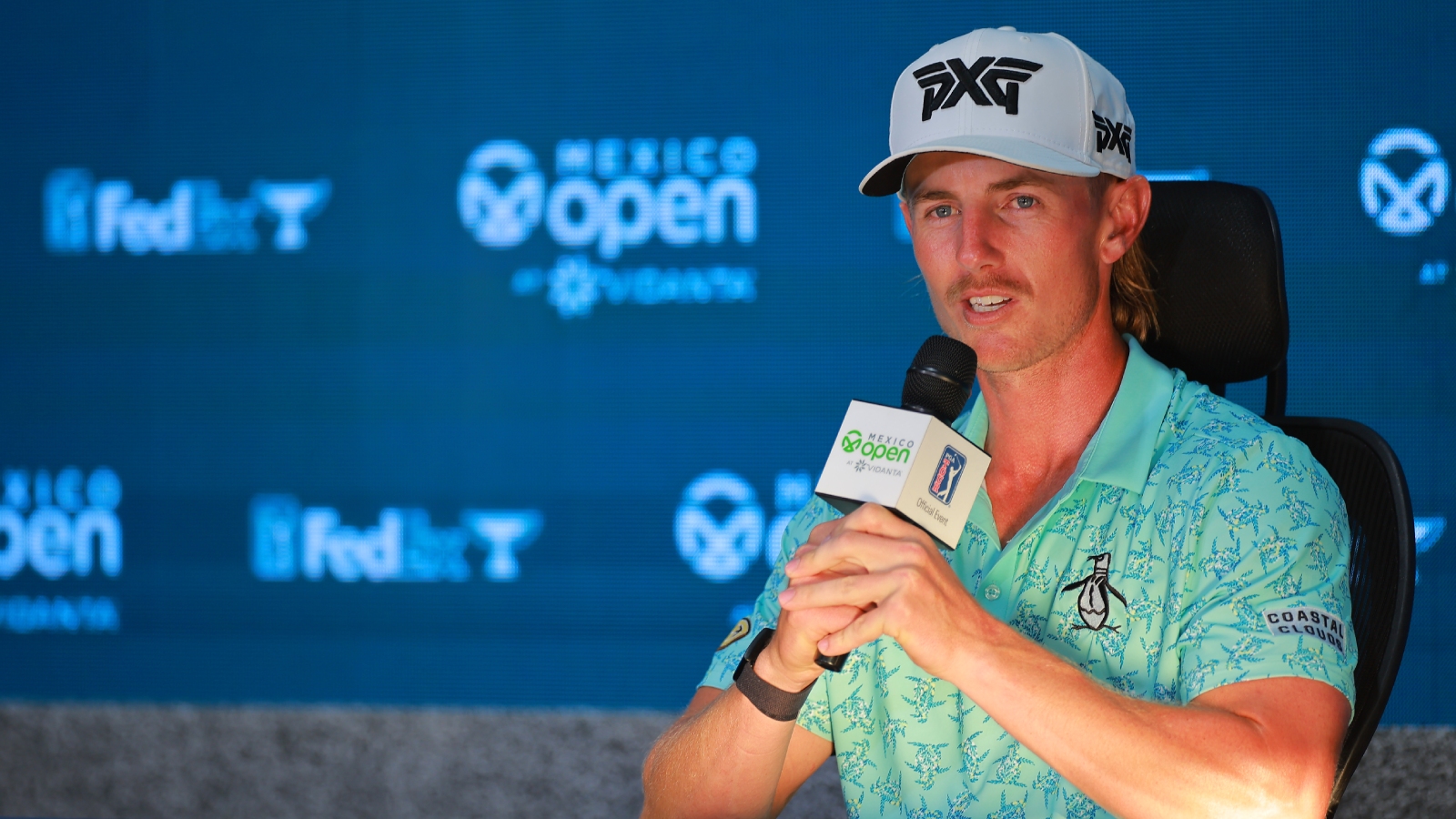 Jake Knapp Celebrates PGA Tour Win With Beer Chug