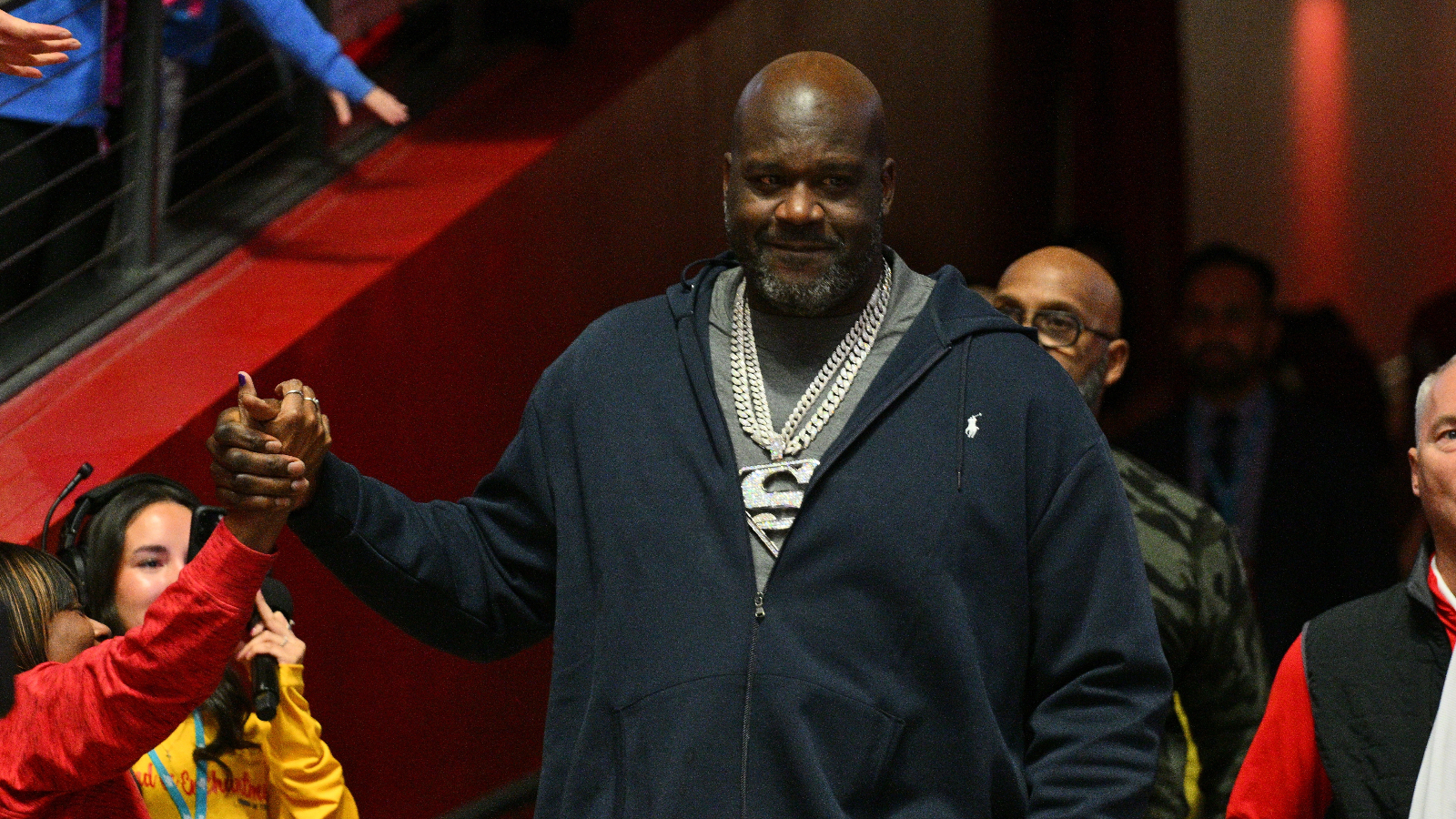 Shaquille O’Neal Steps Up With Relatable Gift To Massive Teenager