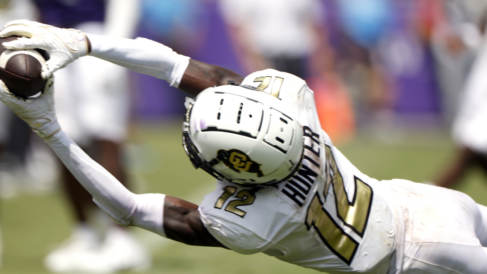 Travis Hunter Immortalized With Awesome Valentine's Day Surprise