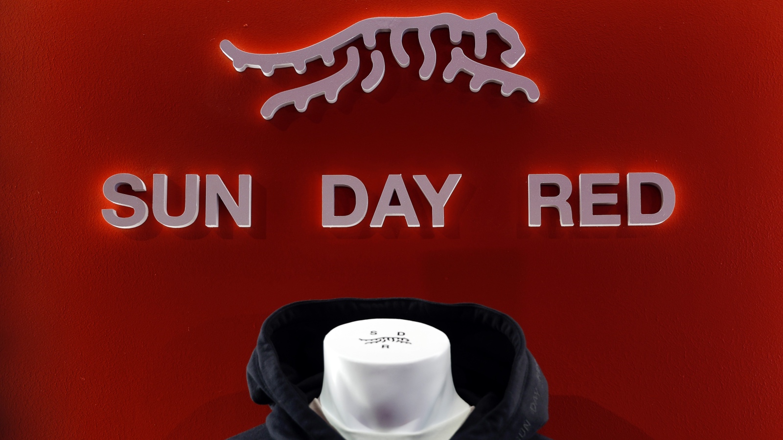 Tiger Woods' 'Sun Day Red' Might Have Been Forced Into Name