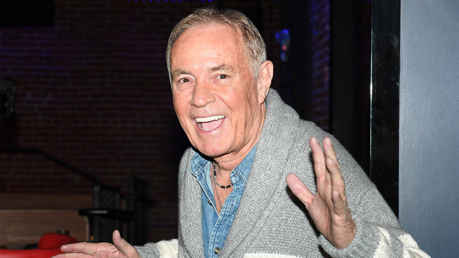 Lakers Owner Johnny Buss Announces Run For President