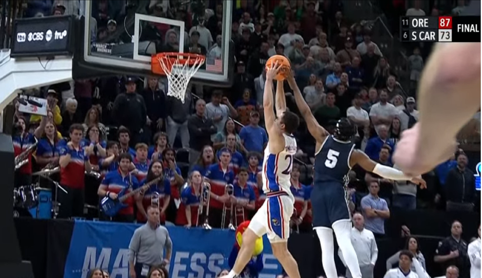 Refs Screw Samford With Terrible Foul Call Vs Kansas 'All Ball' - BroBible