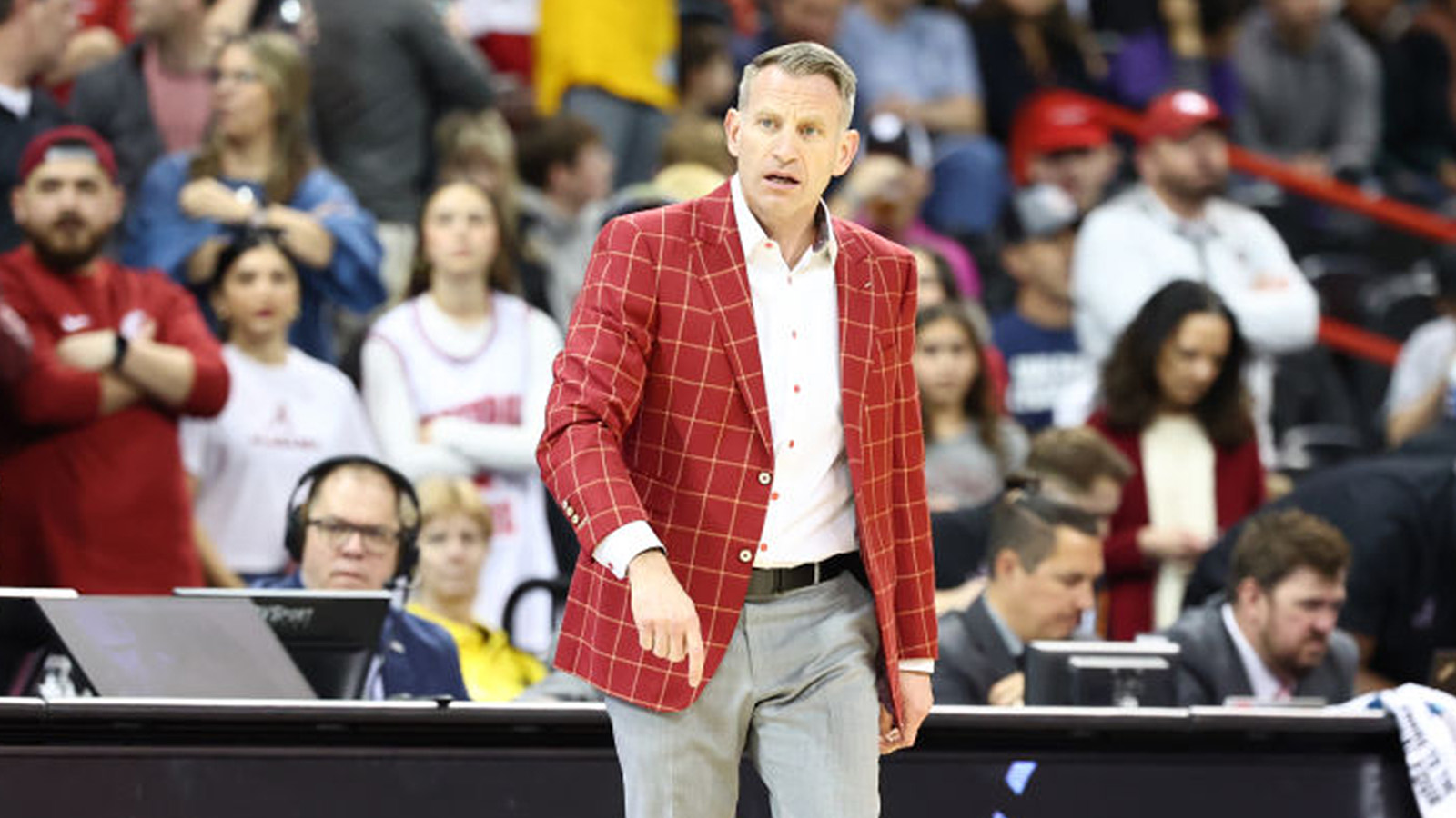 Coach Calls Out March Madness Ref On T.V. After Getting T'd Up