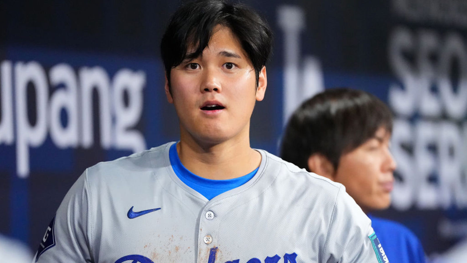 Shohei Othani Gambling Memes: Star Compared To MJ, Pete Rose