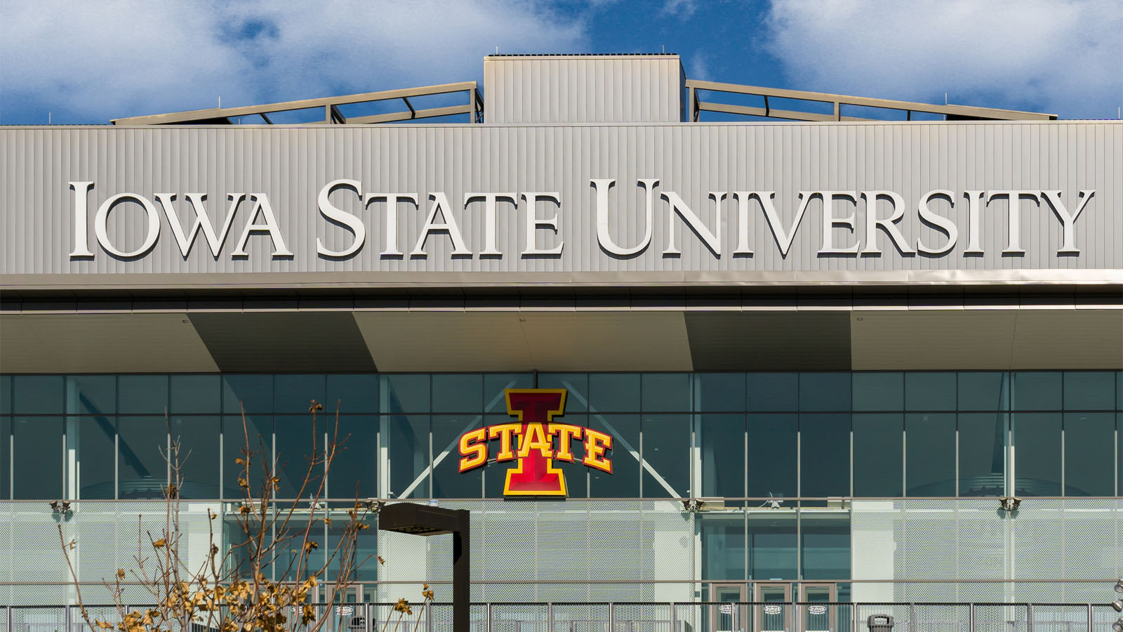 26 Iowa College Athletes File Lawsuit Over Gambling Tracking