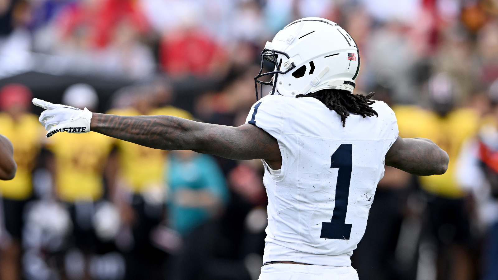 Penn State Loses WR KeAndre Lambert-Smith To Transfer Portal