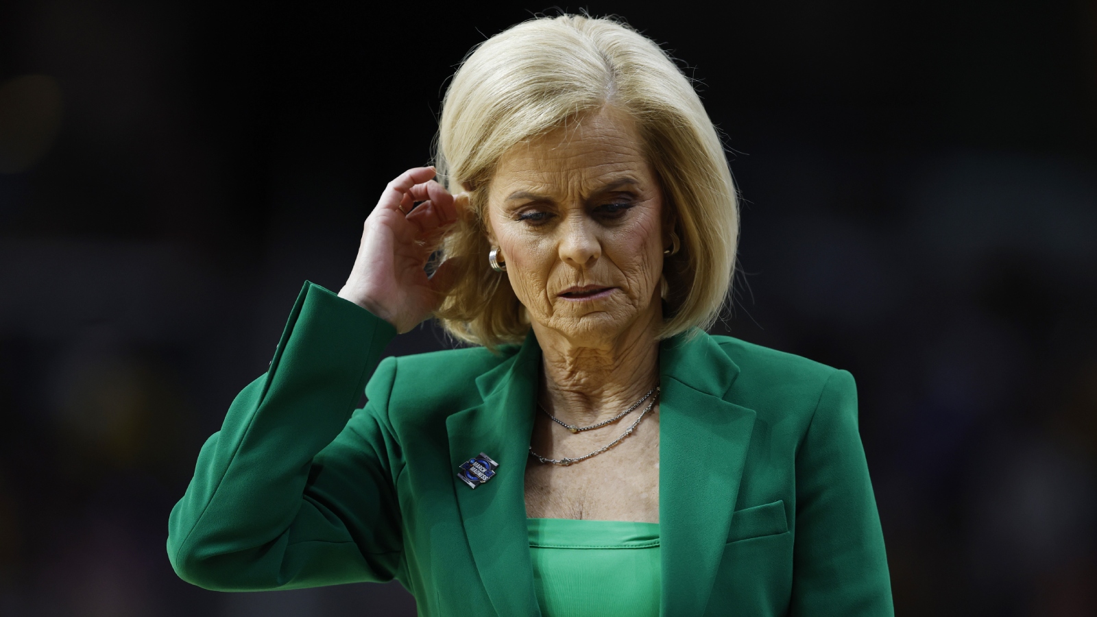 LA Times Writer Apologizes To LSU Women's Team