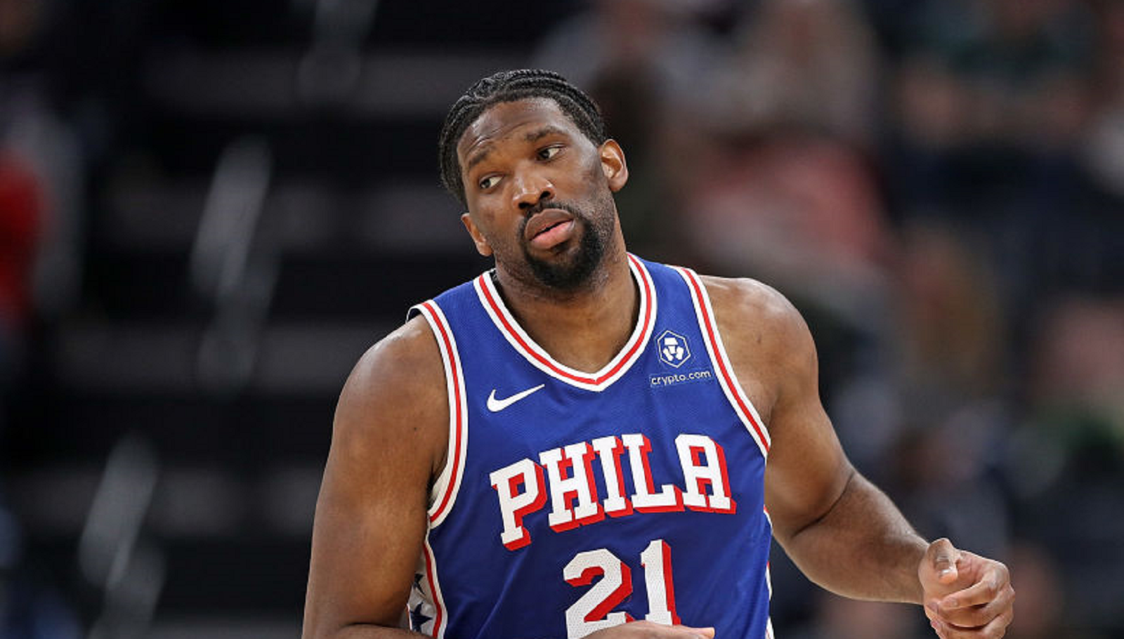 Joel Embiid Appears To Injure Himself After Off-The-Backboad Dunk ...