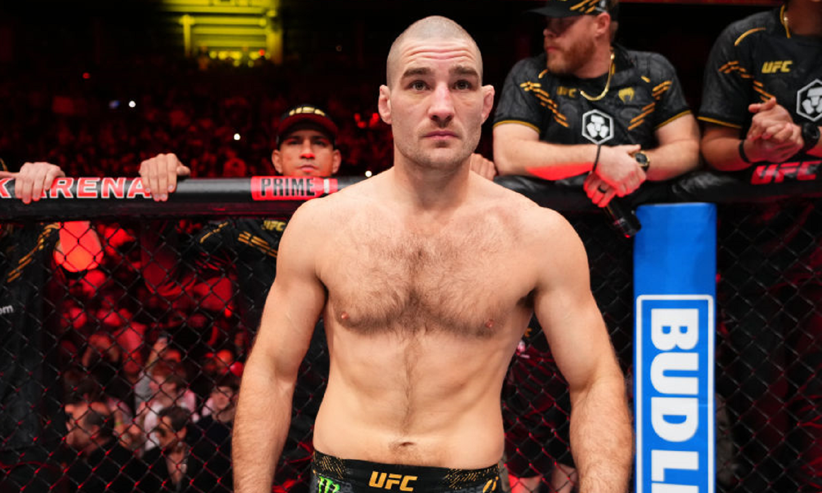 UFC's Sean Strickland Faces Backlash From Mexican Fans Over Flag ...