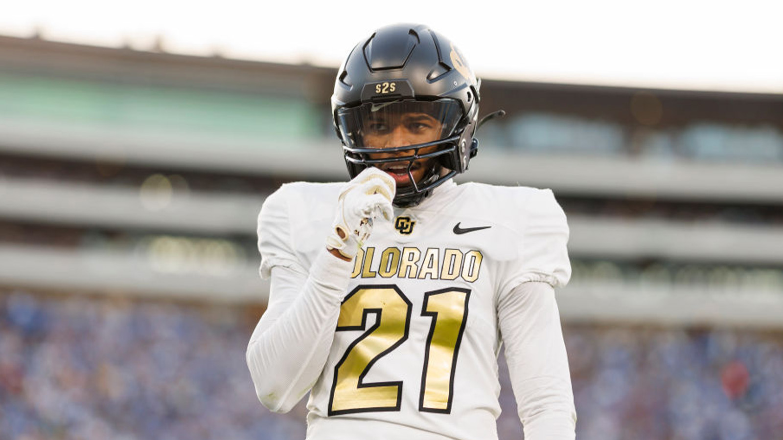 Shilo Sanders Lays Vicious Late Hit On Teammate At Practice