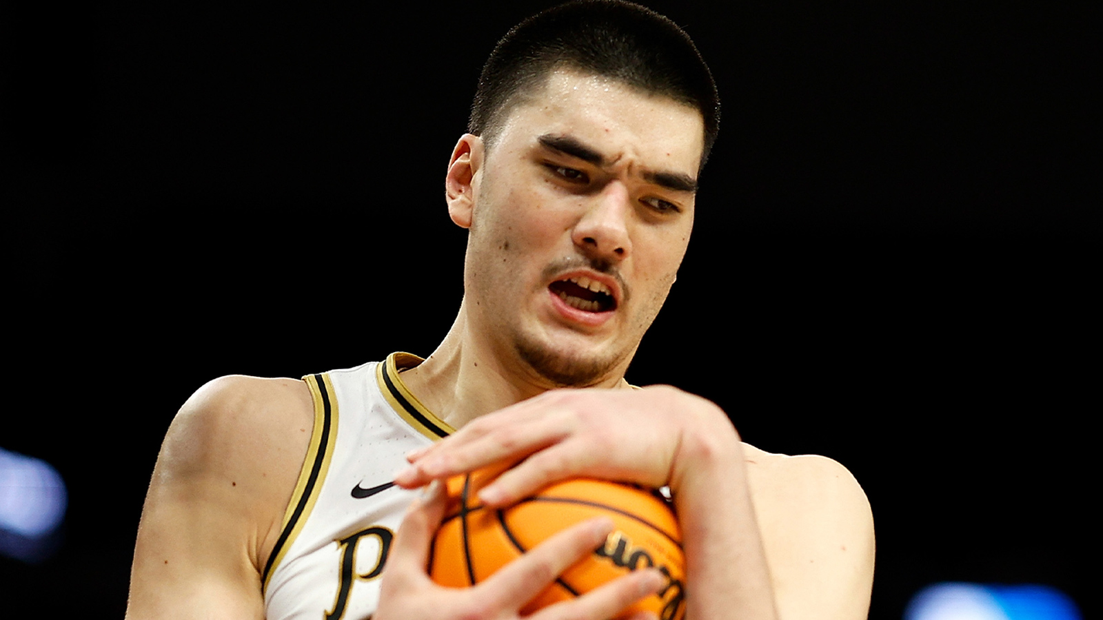 Dan Hurley Praises Zach Edey's NBA Potential Ahead Of Draft