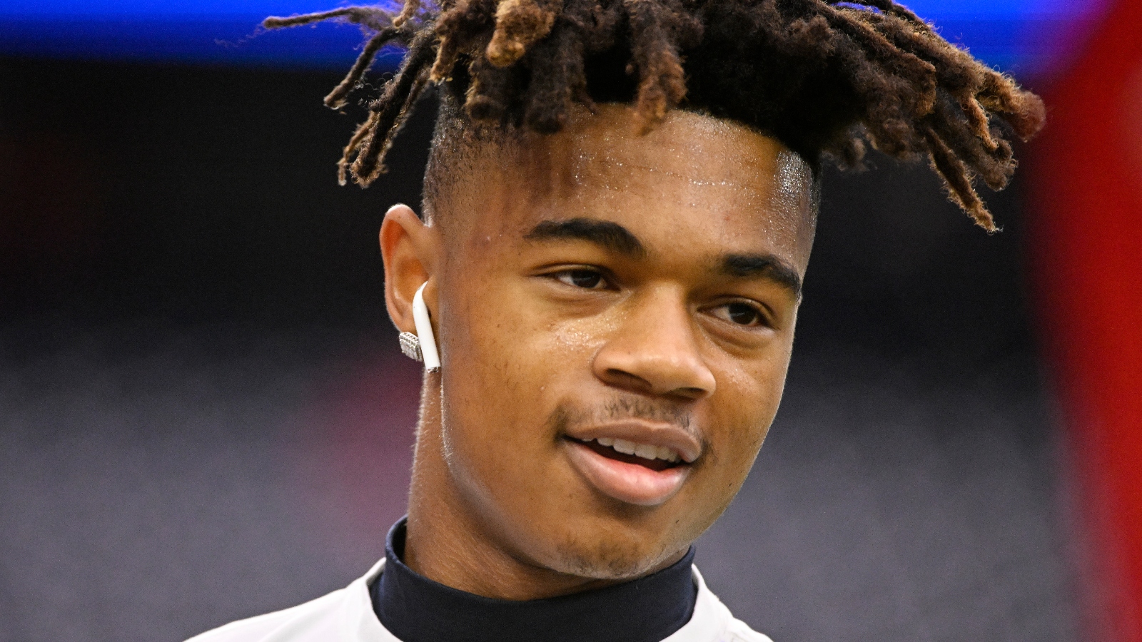 Tank Dell Is Catching Passes 3 Weeks After Getting Shot