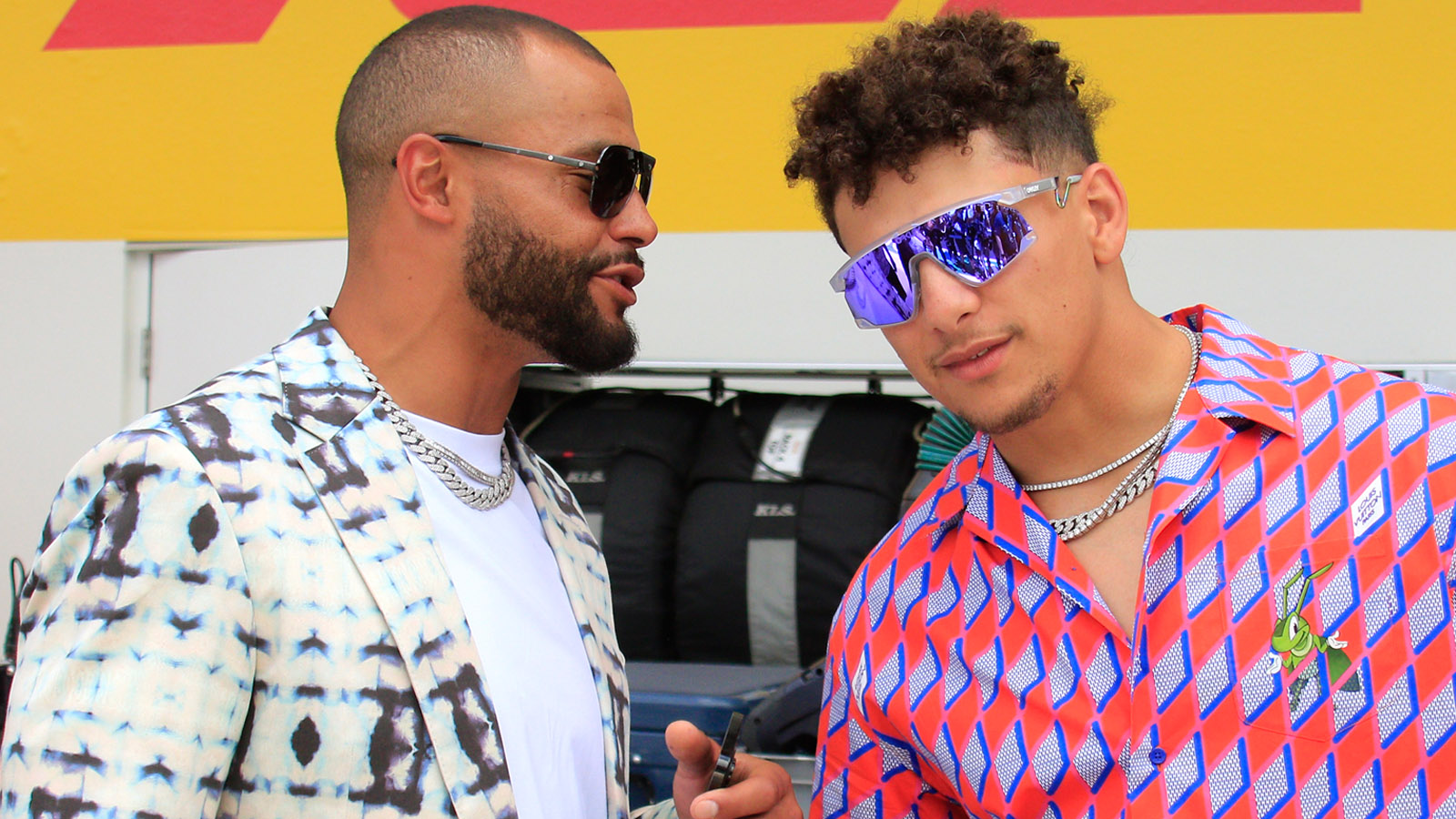 'NFL On CBS' Makes Patrick Mahomes, Dak Prescott Comparison