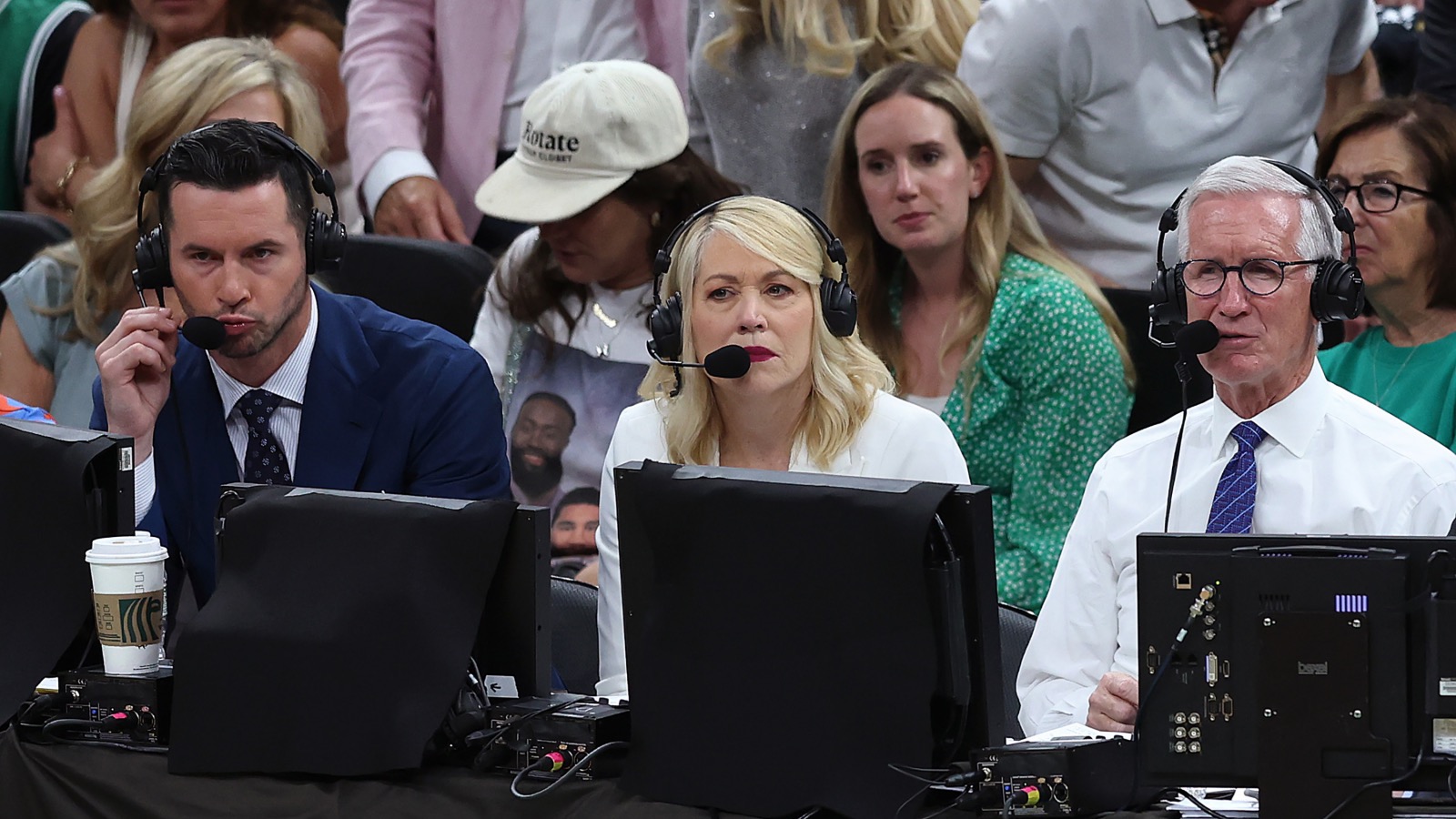 Mike Breen Has All-Time Great Call On Payton Pritchard Half-Court Shot
