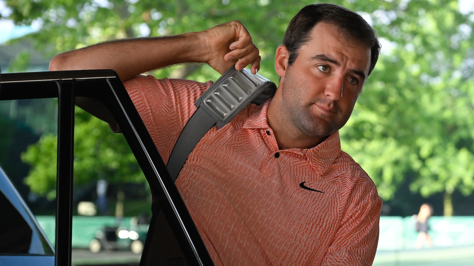 New Pictures Show Cop That Arrested Scottie Scheffler Greatly ...