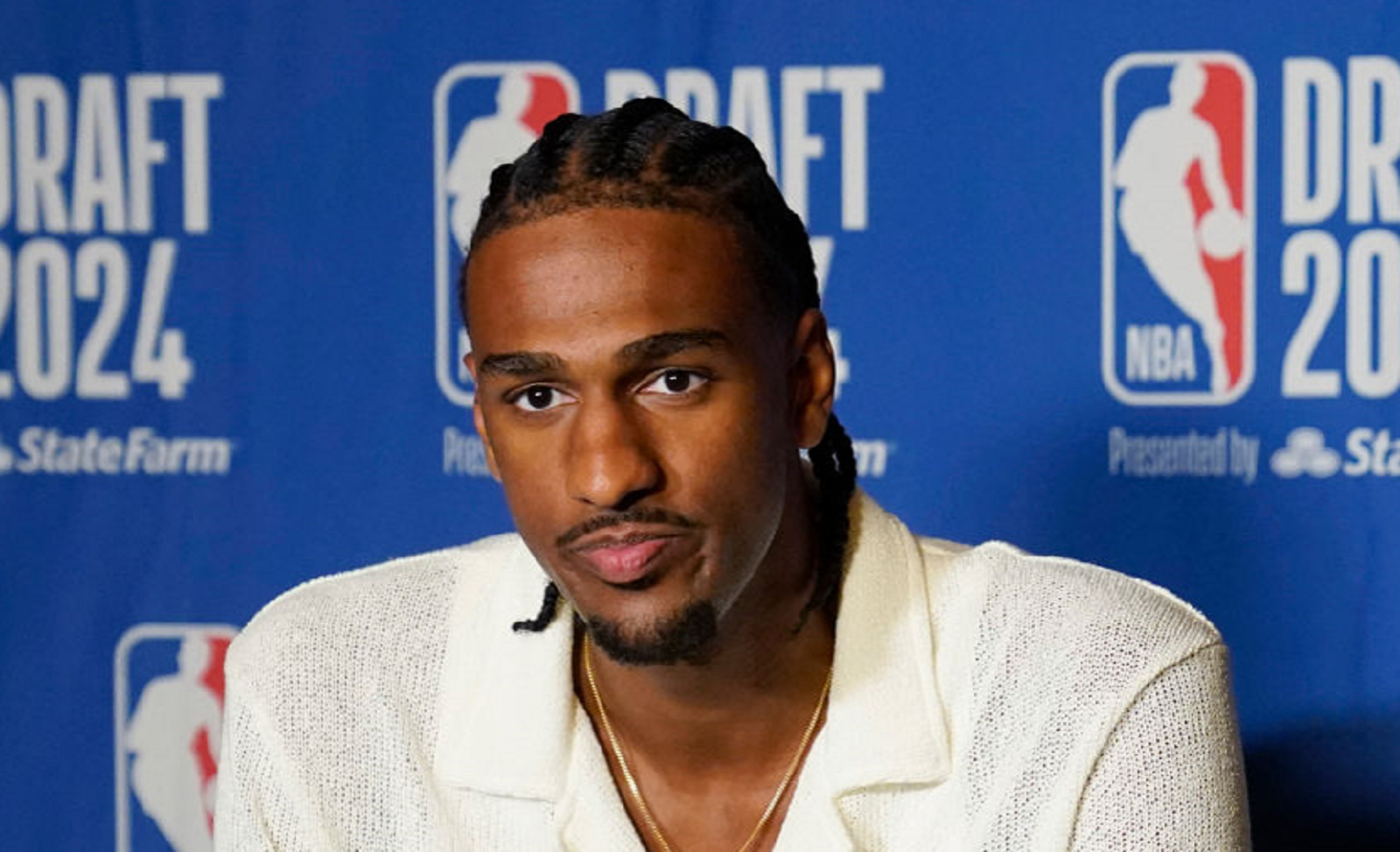 'Alex Sarr Looks Like Caitlin Clark' Fans React To Sarr's Resemblance ...