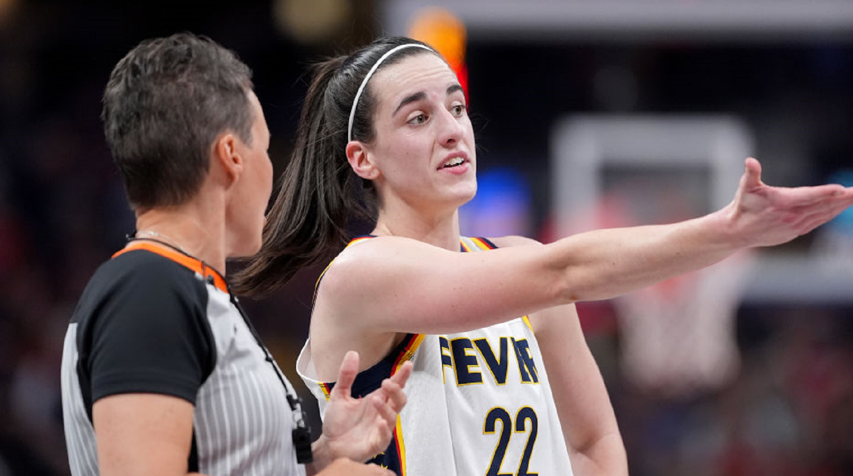 Furious Caitlin Clark Yells At Refs After Getting Slapped On The Arm ...
