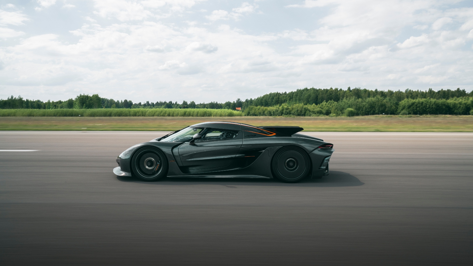 Koenigsegg Jesko Sets New 0-To-250 MPH World Record