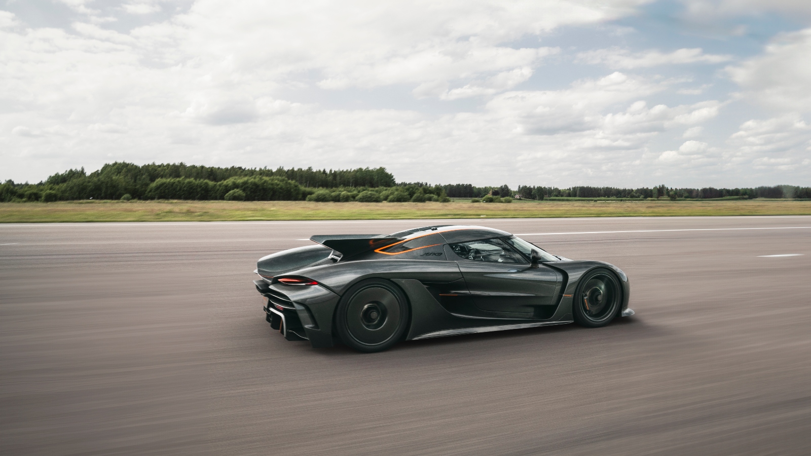 Koenigsegg Jesko Sets New 0-To-250 MPH World Record