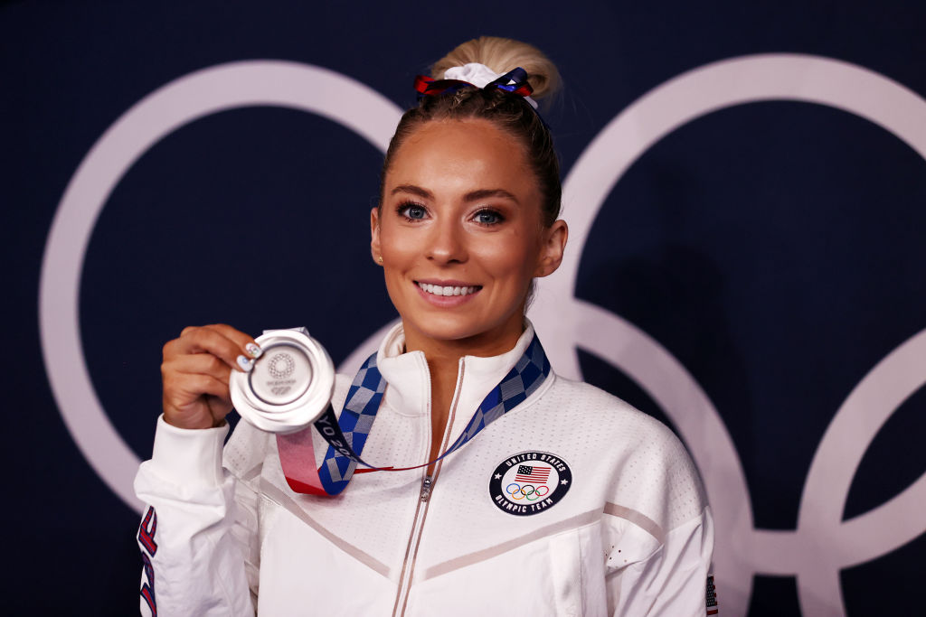 U.S. Olympian Issues Weak Apology For Ripping Gymnastics Team